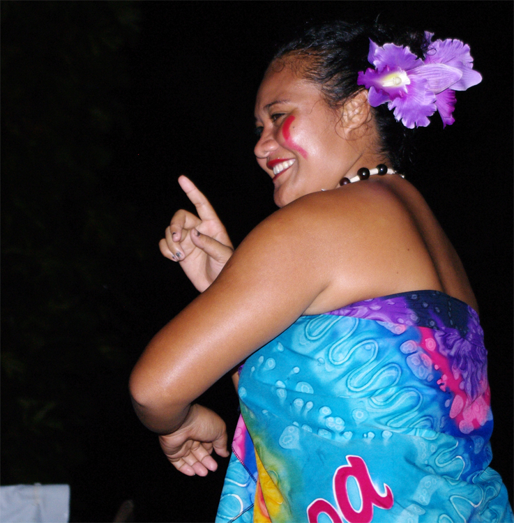 Pacific Island Dancing: Lifeline Samoa | Tim Unwin's Blog